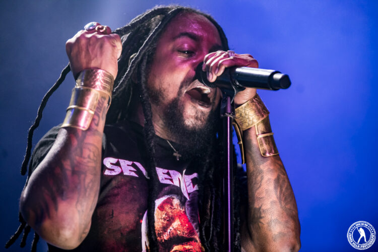 Sevendust Flexes Their Metal Muscle as Energy and Emotion Ignite The ...